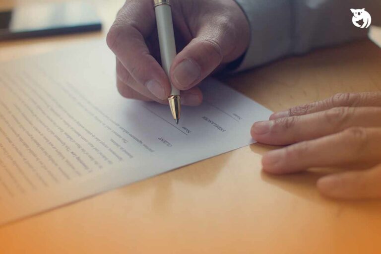 SPAJ Asuransi: Pengertian, Bagian, dan Cara Mengisinya - ngulidigital.com